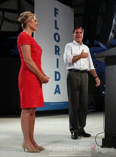 总统候选人罗姆尼夫妻时尚造型 爱穿情侣装秀恩爱_时尚频道_凤凰网